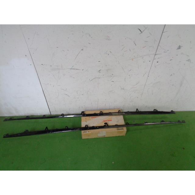 レクサス（LEXUS） IS 6AA-AVE30 右サイドステップ 75853-53020 344353 : クラウン2号店 - 通販 ...