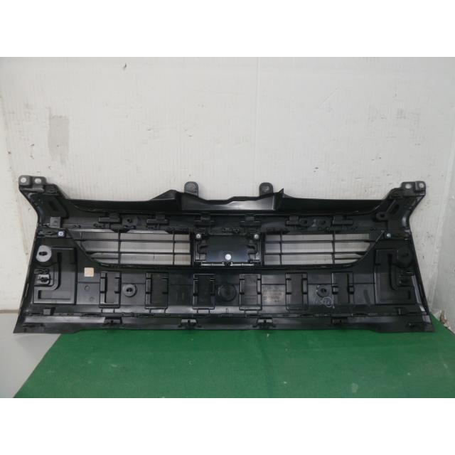 ハイエース 3BF-TRH200V ラジエータグリル 53111-26760 348029 : クラウン2号店 - 通販 - Yahoo!ショッピング