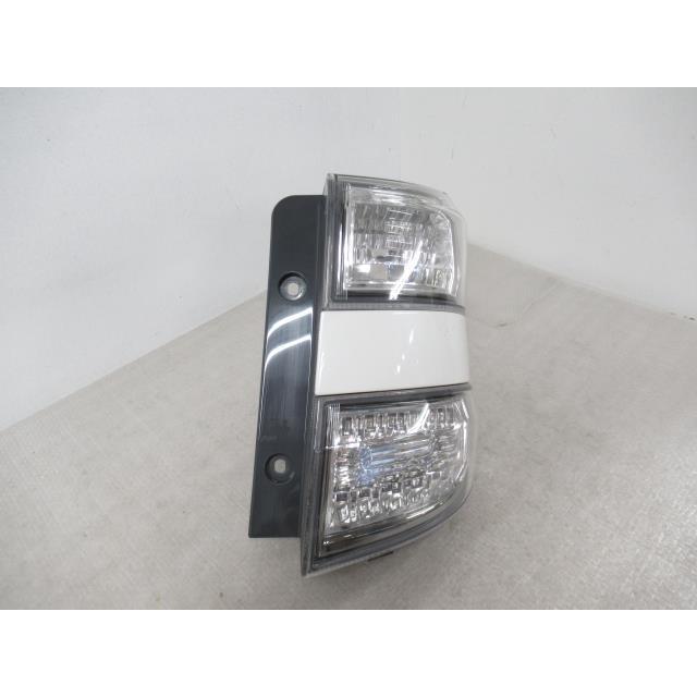 ヴェルファイア DBA-ANH20W 右テールランプ KOITO 58-29 2.4Z 3.5Z 81551-58090 348370 ...