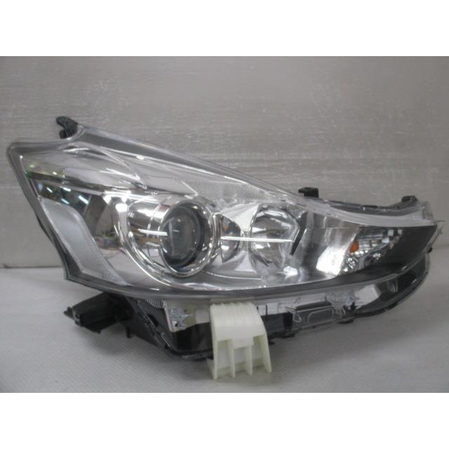 プリウスα DAA-ZVW41W 右ヘッドランプ 81110-47640 348960 : クラウン2号店 - 通販 - Yahoo!ショッピング