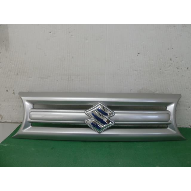 ワゴンRスマイル 5AA-MX91S ラジエータグリル 71740-84S00-D67 350412 : 000035041210400 : クラウン2号店 - 通販 - Yahoo!ショッピング