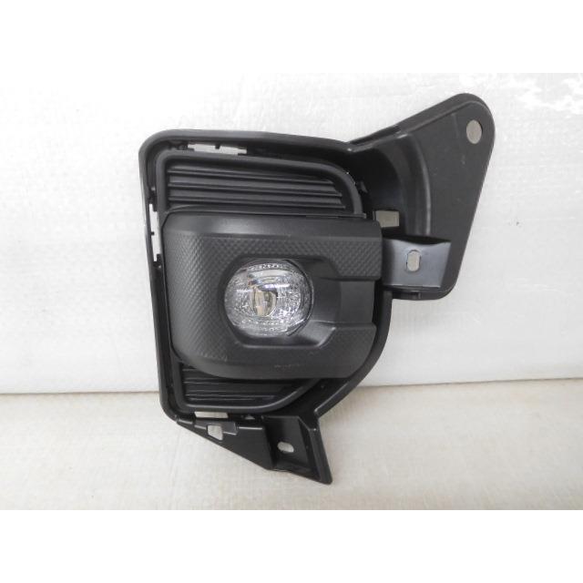 ハイエース 3BF-TRH200V 右フォグランプ 7型 LED KOITO 12-643 81211-52140 351161 : クラウン ...