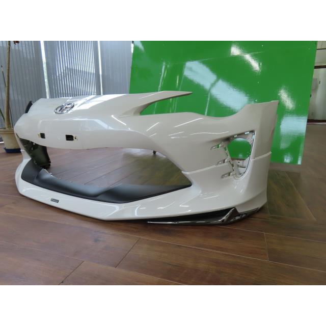 86 86 DBA-ZN6 フロントバンパー SU003-073** 357104 : クラウン2号店 - 通販 - Yahoo!ショッピング