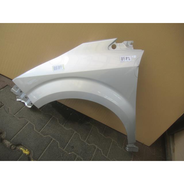 オーラ 6AA-FE13 左Fフェンダー F3101-6XLMA 357118 : 000035711810700 : クラウン2号店 - 通販 - Yahoo!ショッピング