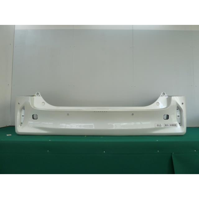 アルファード 3BA-AGH40W リアバンパー 52159-V2915-A0 362779 : 000036277915100 : クラウン ...