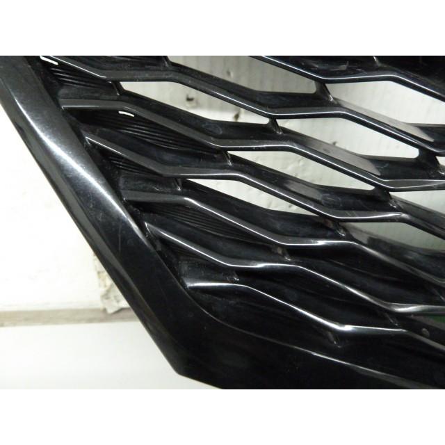 エクストレイル DBA-NT32 ラジエータグリル 62310-4CE1B 前期 モニター用 メッキタイプ 364433 : クラウン2号店 ...