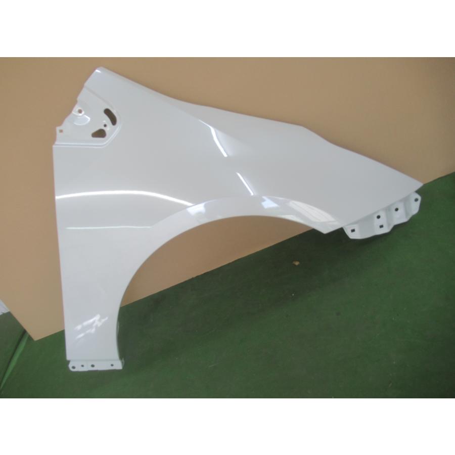 993899 TOYOTA プリウス ZVW50 右フェンダー 参考品番：53801-47080 070【社外新品】 : クラウン3号店 ...