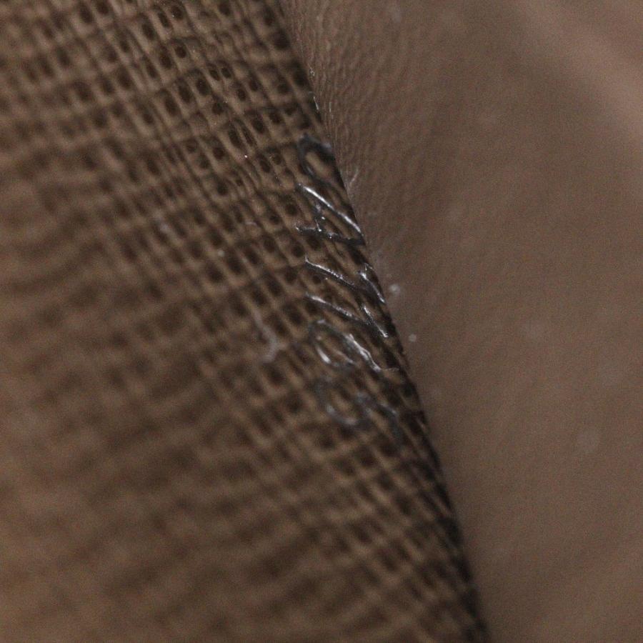 LOUIS VUITTON（ルイ・ヴィトン） ジッピーウォレット ヴェルティカル