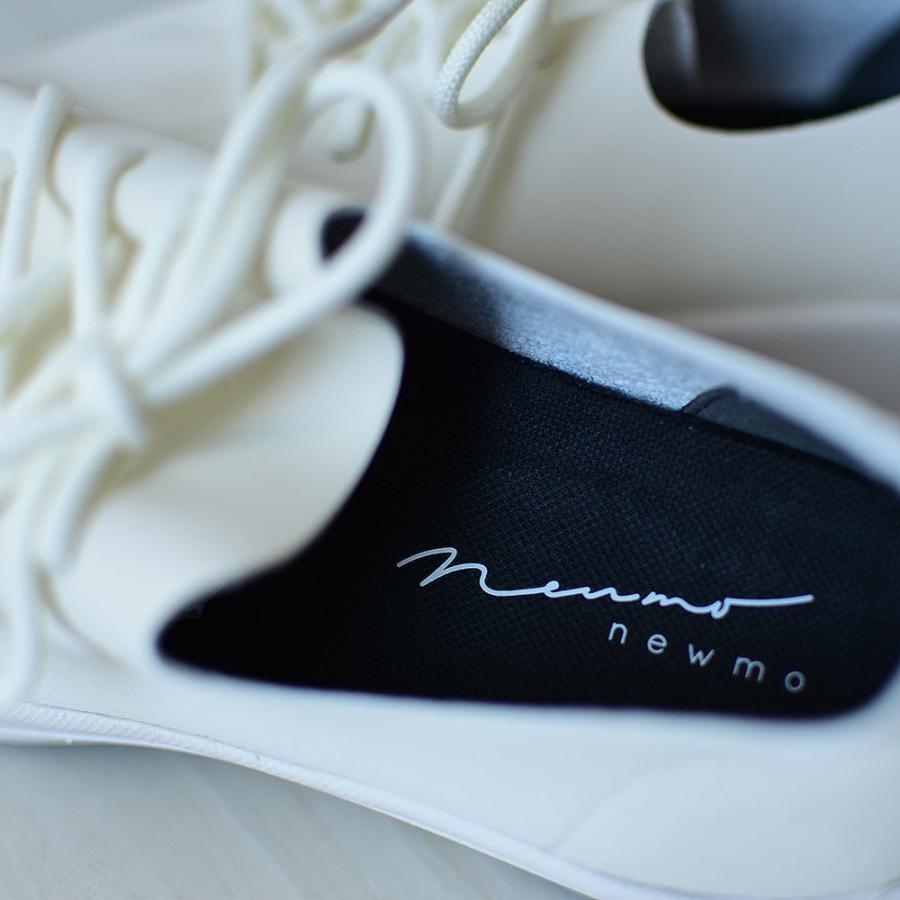 newmo(ニューモ) 厚底ストレッチスニーカー : newmo ニューモ - 通販 - Yahoo!ショッピング