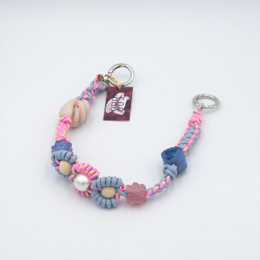 スマホストラップ 手(ピンク×ブルー) conoco : 代官山 蔦屋書店 ヤフー店 - 通販 - Yahoo!ショッピング