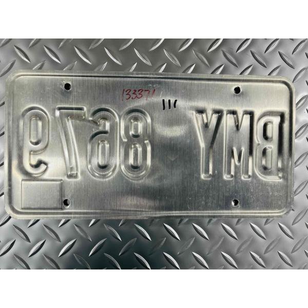 ナンバープレート 【BMY 8679】 ライセンスプレート / USA / アメリカン雑貨 : 01087 : デイブレイク Yahoo!ショップ - 通販 - Yahoo!ショッピング