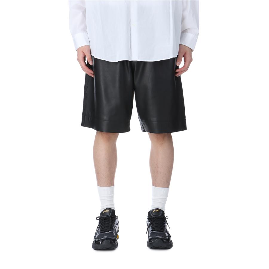 UNIVERSAL PRODUCTS LEATHER EASY SHORTS - BLACK (251-60512) Universal Products(ユニバーサルプロダクツ ...