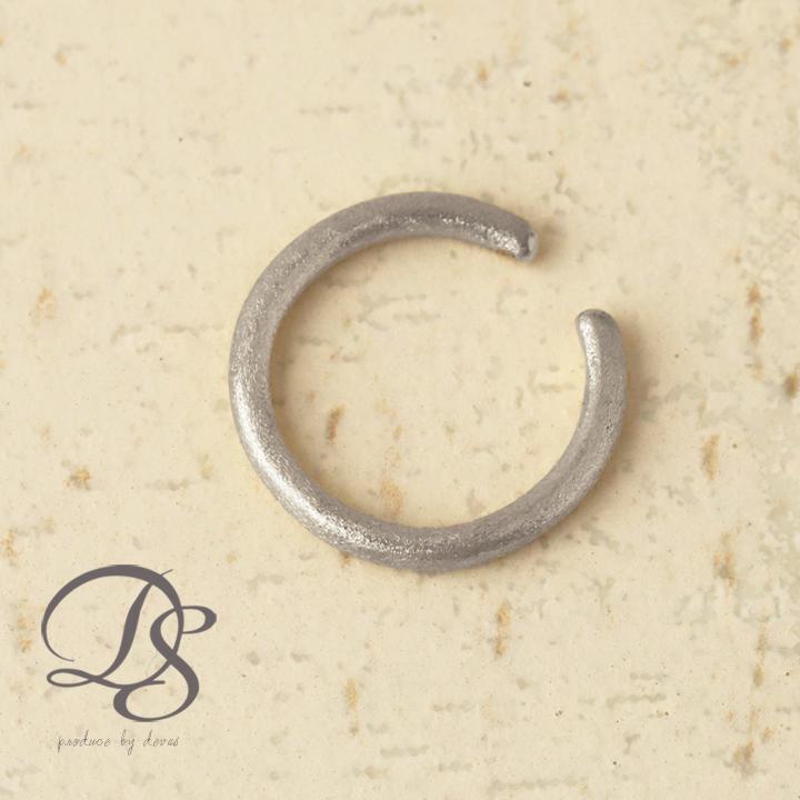 DEVAS 9月土日限定 11%クーポン プラチナイヤーカフ プラチナ イヤカフ シルク マット レディース ノンホール ピアス Pt950 片耳 ノンホールピアス : デザイナーズジュエリー ...