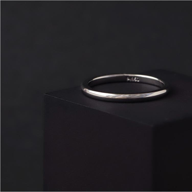 DEVAS プラチナリング 指輪 プラチナ リング 1.5mm幅 甲丸 光沢 マット PT950 pt レディース プラチナ指輪 シンプル 地金 本物 つけっぱなし 刻印 誕生石 ペア ...