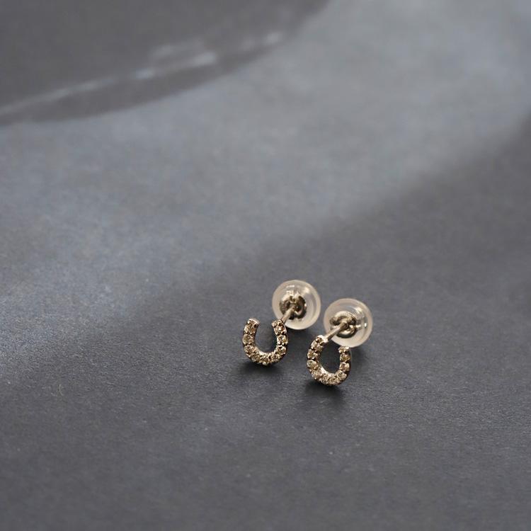 DEVAS 【土日限定2000円OFFクーポン有】 プラチナピアス ピアス プラチナ レディース 馬蹄 ダイヤ プラチナ900 ピアスプラチナ 馬蹄ピアス 両耳 セット : デザイナーズ ...