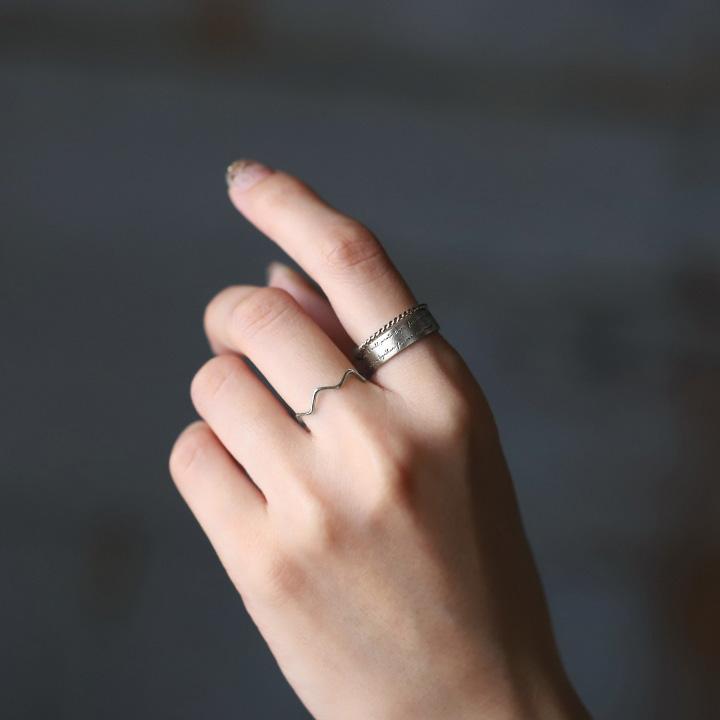 DEVAS 【10/27 値上げ対象】 プラチナリング 指輪 プラチナ リング 平打ちリング 5mm幅 メンズ pt950 pt レディース プラチナ指輪 幅広 刻印 : デザイナーズ ...