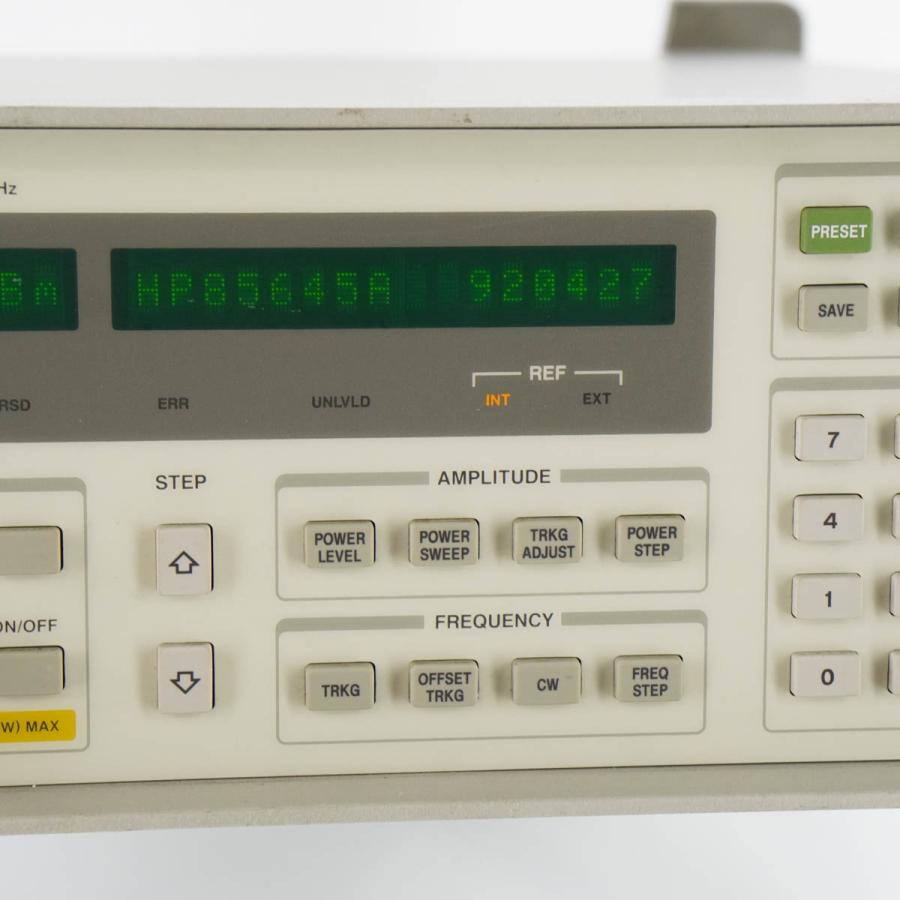 [DW]USED 8日保証 hp 85645A TRACKING SOURCE トラッキングソース 300kHz-26.5GHz [05284 ...