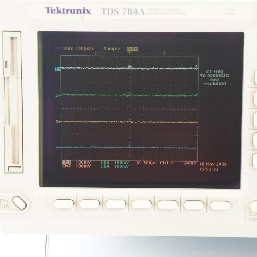 [DW]USED 8日保証 セルフテストOK Tektronix TDS 784A TDS784A DIGITZING OSCILLOSCOPE オシロスコープ OPT 13 1F 2F ...