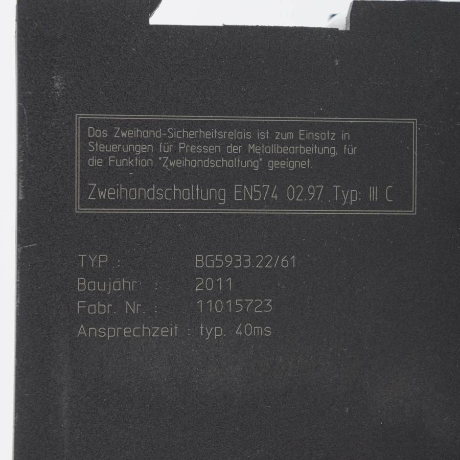 [PG]USED 8日保証 Dold BG5933 BG5933.22/61 Two-hand safety relay リレー [05381 ...