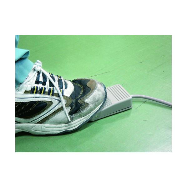 オジデン フットスイッチ 161 x 194 72 mm OFL-TV-M4 : DIY FACTORY ONLINE SHOP - 通販 - Yahoo!ショッピング