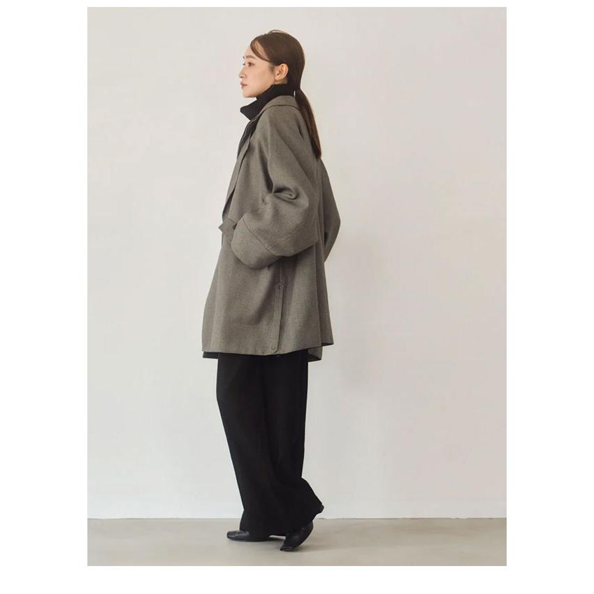 SALE40%OFF ヘラ Hella 24秋冬 FRONT LAYERD COAT フロント SALE40%OFF ヘラ Hella 24秋冬 FRONT LAYERD COAT フロント