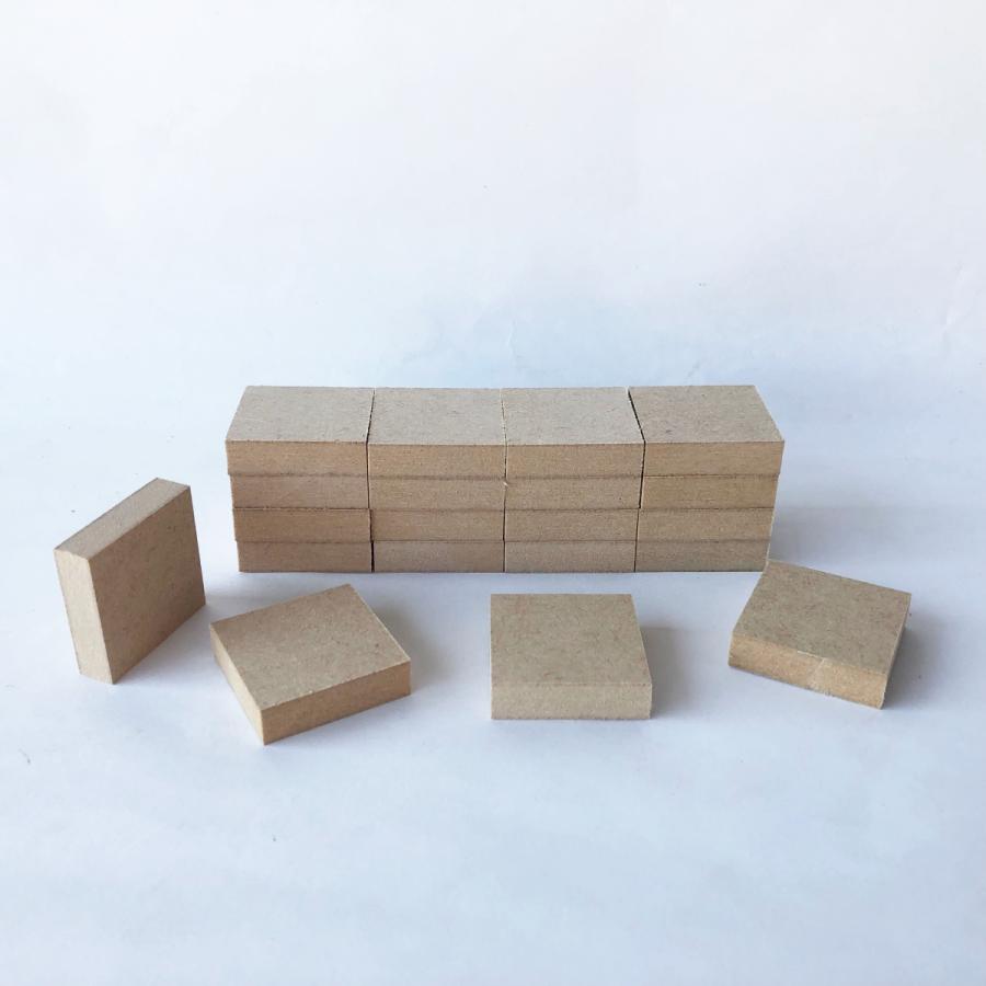 木材 MDF材 9mm厚 ミニサイズ 約30mm×約30mm 20枚セット MDFボード MDF板 板 diy 日曜大工 材料 端材 ...