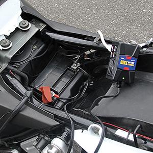 Bal（大橋産業） Bal 大橋産業 No 2706 バイクチャージャー バイク用バッテリー充電器 ドライブマーケットyahoo 店
