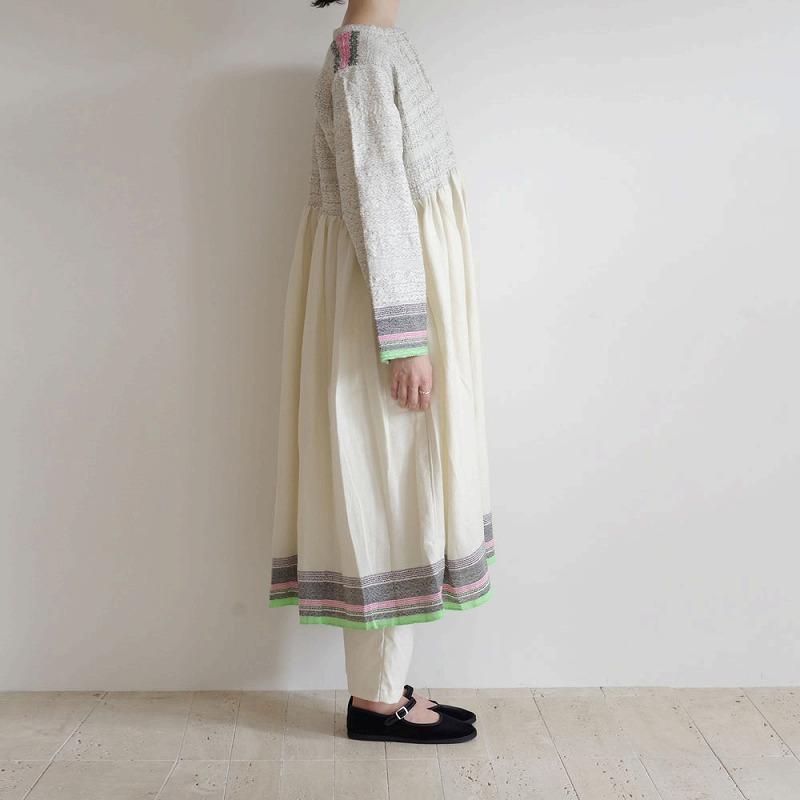 【新品】インジリ injiri : Shekhawati-45 刺繍ロングジャケットワンピース(White) ウール /ドレス0822 (91-2109-48)【71H22】 : 91 ...