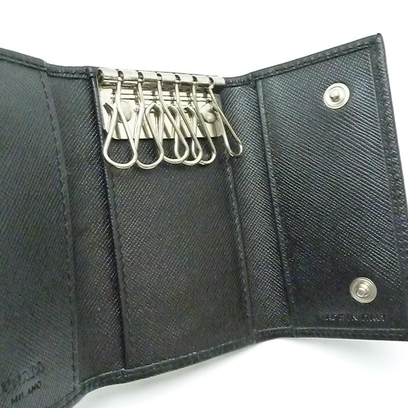 PRADA（プラダ） 【10/15まで！ローン48回無金利】[飯能本店]PRADA 6連 M222A キーケース サフィアーノ レザー ...