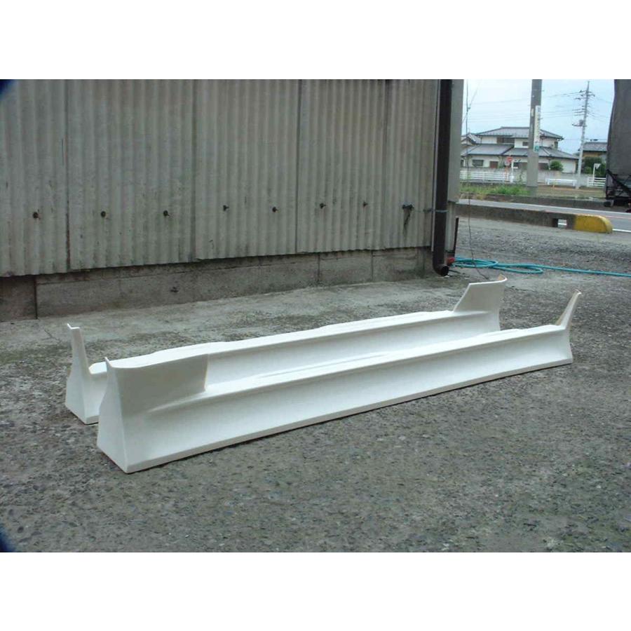 R32 スカイライン 4DR サイドステップ FRP製 : Duceヤフー店 - 通販 - Yahoo!ショッピング