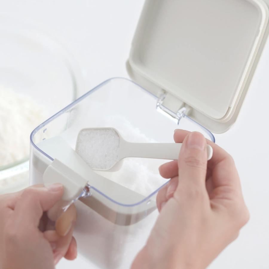 marna マーナ 調味料ポット ワイド 600ml 2個セット 調味料ケース 調味料入れ キャニスター 容器 ケース 保存 密閉 スプーン付き K775 : ヤマソロ Yahoo!店 ...