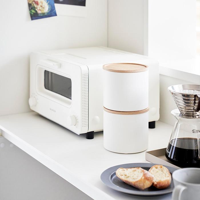 RIN（山崎実業） 山崎実業 公式 リン バスケット型コーヒーペーパーフィルターケース S RIN 蓋付き ウェーブ型 バスケット型 ろ紙 ...