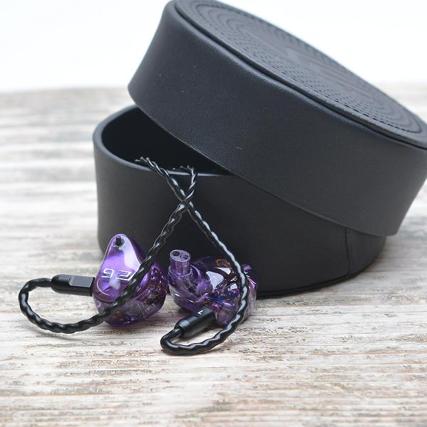 VISION EARS VE レザーケース ブラック ラウンド型 イヤホンケース : eイヤホン Yahoo!ショッピング店 - 通販 - Yahoo!ショッピング