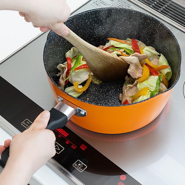 ギガフッカ IH対応超深型フライパン 24cm 和平フレイズ 超深型 フライパン 24cm ガス火・IH対応 焼く 揚げる 炒める 煮る PFOAフリー ふっ素樹脂加工 RB-3108 : ...