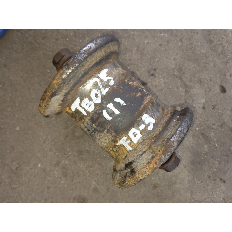 TCM TB025 油圧ショベル 下部ローラー（1） ユンボ : イー重機販売有限会社 - 通販 - Yahoo!ショッピング