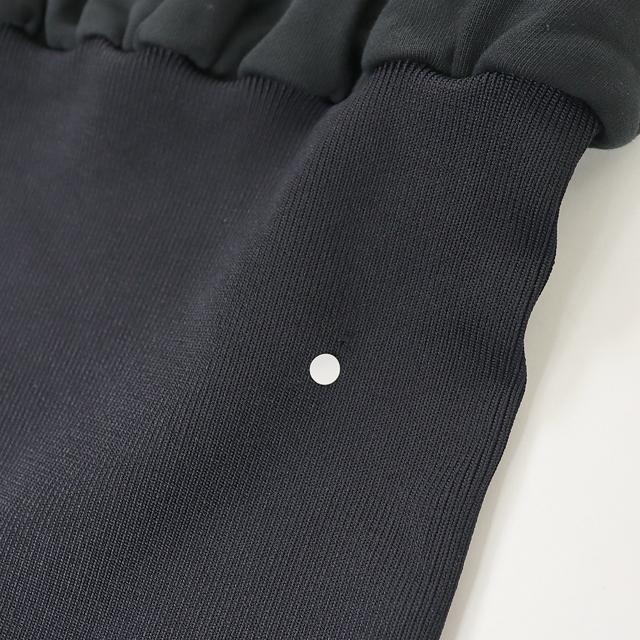 DIESEL ディーゼル（DIESEL）レディース 訳あり パーカー ブラック系 裾はリブニット 半袖 （サイズ/S）*bl0055 : e-warehouse - 通販 - Yahoo!ショッピング