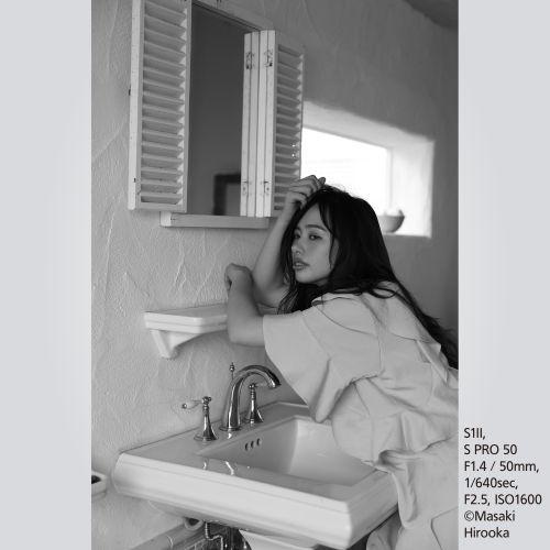 【長期5年保証付】パナソニック(Panasonic) LUMIX S1II DC-S1M2 デジタル一眼カメラ ボディ 部分積層型CMOS ...