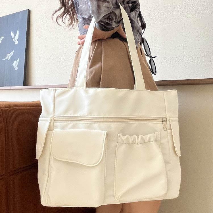肩掛けバッグ バッグ 学生 大きめ 多収納 トートバッグ ナイロン 鞄 A4 たっぷり収納 収納力 バッグ サイドポケット 大きい おしゃれ 大容量 : itaiya6227 : EC ...