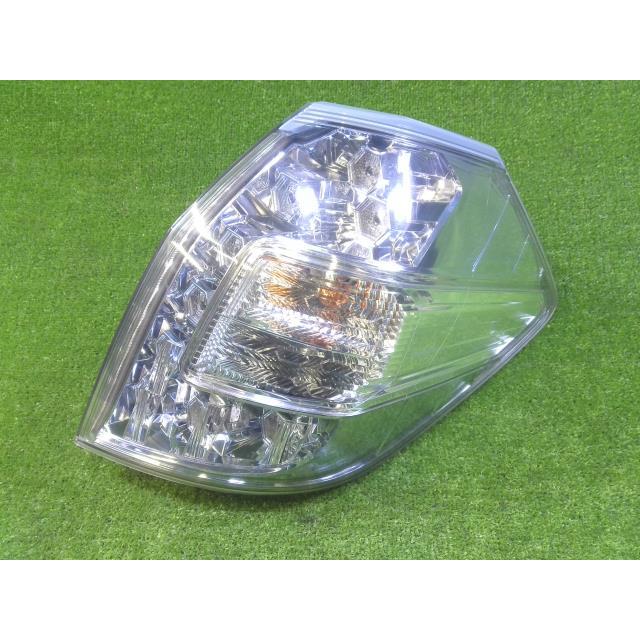 フィットシャトル DAA-GP2 右テールランプ ハイブリッド スマートセレクション G534M スタンレー W0020 33500-TF7 ...