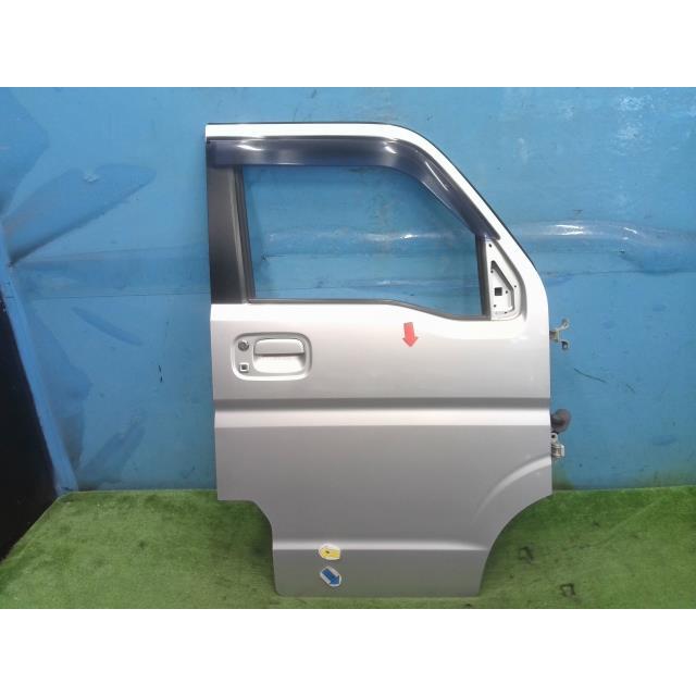 エブリィ ABA-DA17W 右フロントドア 車いす移動車 分割式リヤシート付(RBS標準装備) Z2S NSG M2808 68001 ...