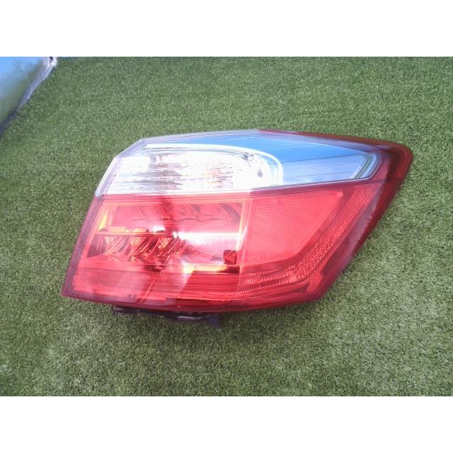 アコード DAA-CR6 右テールランプ ハイブリッド EX YR602M スタンレー W1002 33500-T3V-J01 : Eco-R ...