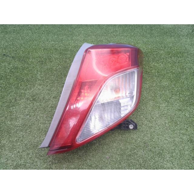 ヴィッツ DBA-NSP130 右テールランプ U 209 コイト 52-228 81550-52800 : Eco-R Auto Parts ...