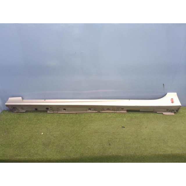 プリウス DAA-ZVW50 左サイドステップ S 4X1 75860-47080-E0 : Eco-R Auto Parts Depot Shop - 通販 - Yahoo!ショッピング