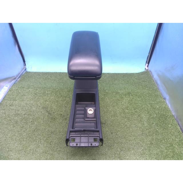 ティーダ ラティオ DBA-SC11 アームレスト 15M K23 : Eco-R Auto Parts Depot Shop - 通販 - Yahoo!ショッピング