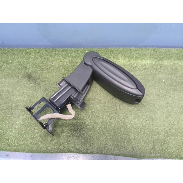 ノート DBA-E12 アームレスト ニスモ KH3 : Eco-R Auto Parts Depot Shop - 通販 - Yahoo!ショッピング