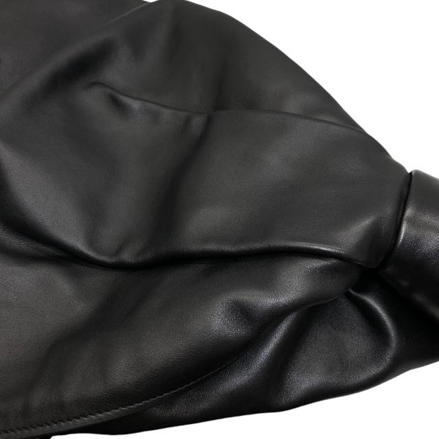BOTTEGA VENETA ボッテガヴェネタ トライアングル ツイスト BOTTEGA VENETA ボッテガヴェネタ トライアングル ツイスト