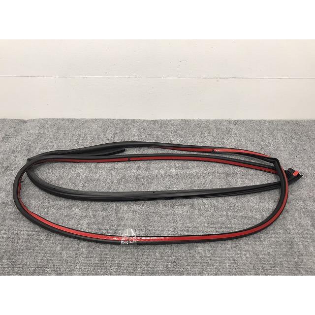 新品!V70/XC70 シリアル下6桁311919まで 右フロント ドア ウェザーストリップ V30634691 ボルボ(126286 ...
