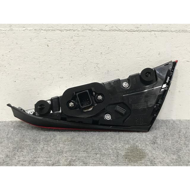 新品!Cクラス W206 純正 左 テールランプ/フィニッシャーランプ/内側 LED A2069063401 A 206 906 34 01 ...