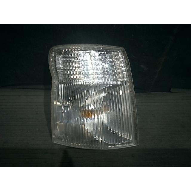 キャラバン GE-CQGE25 右クリアランスランプ 26110-VW025 コイト 100-24774 : くるま生活応援隊エコパーツ ...