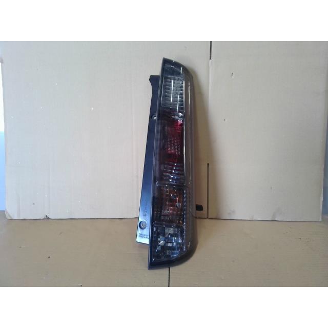 パレット CBA-MK21S 右テールランプ : 230828500515500 : くるま生活応援隊エコパーツ - 通販 - Yahoo!ショッピング